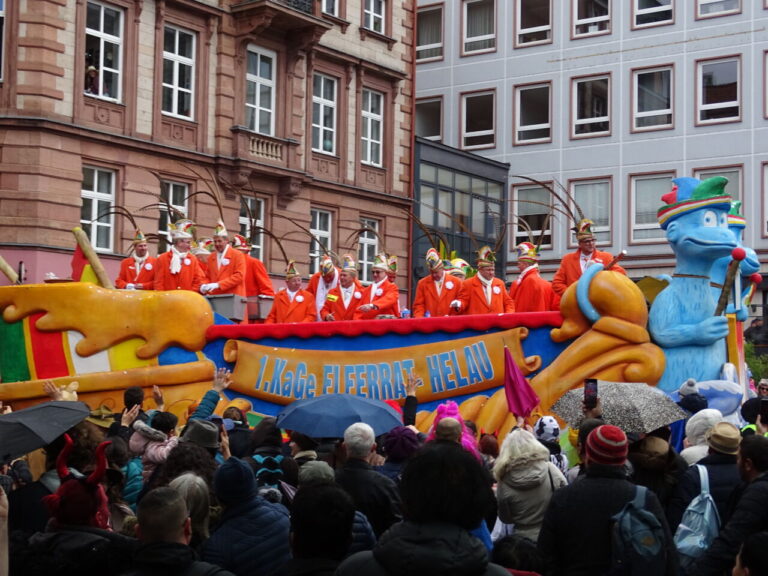 TV Mainfranken überträgt den Würzburger Faschingszug 2024 live!